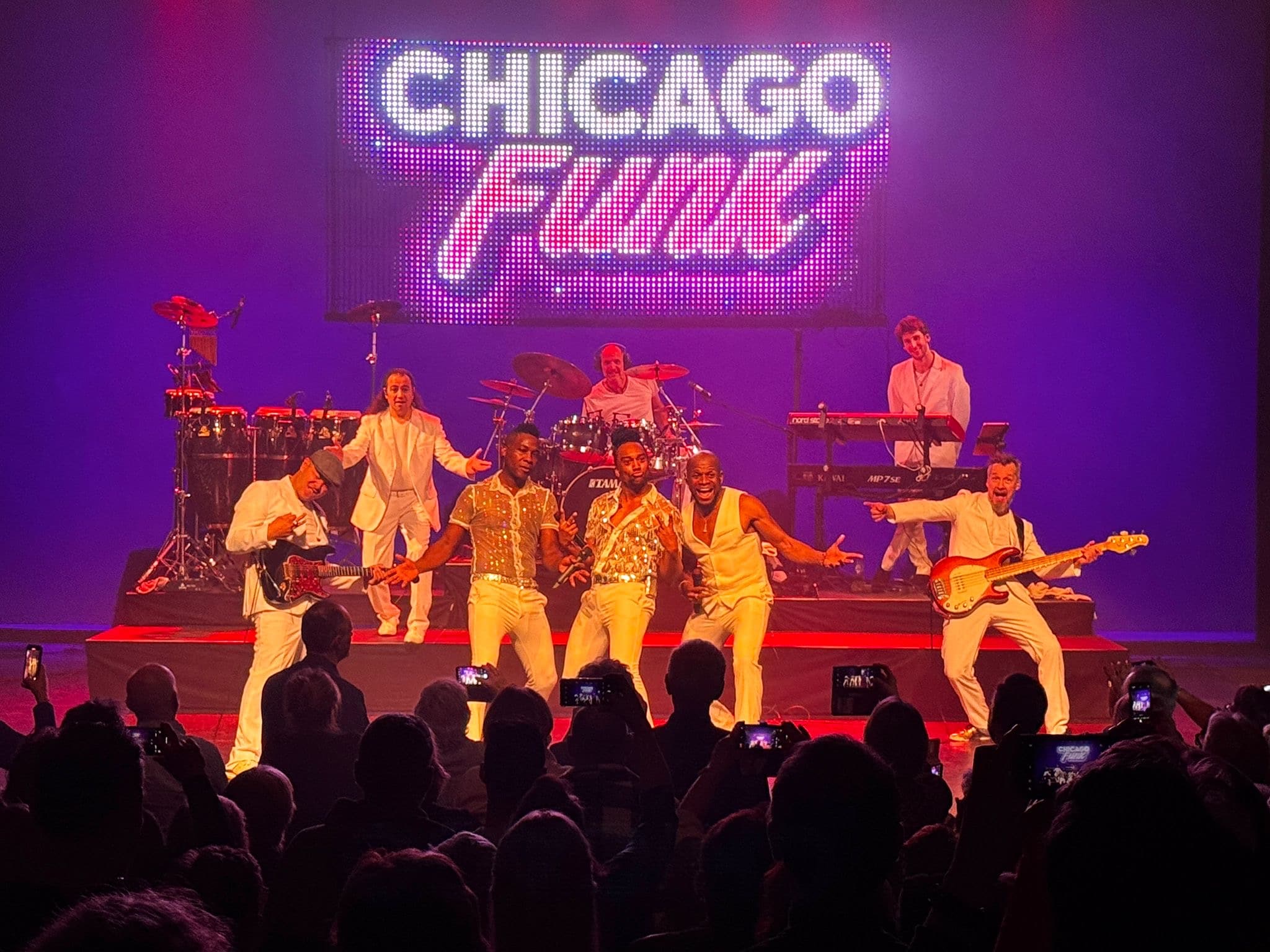 Official The Chicago Funk page (Earth, Wind & Fire Tribute)
